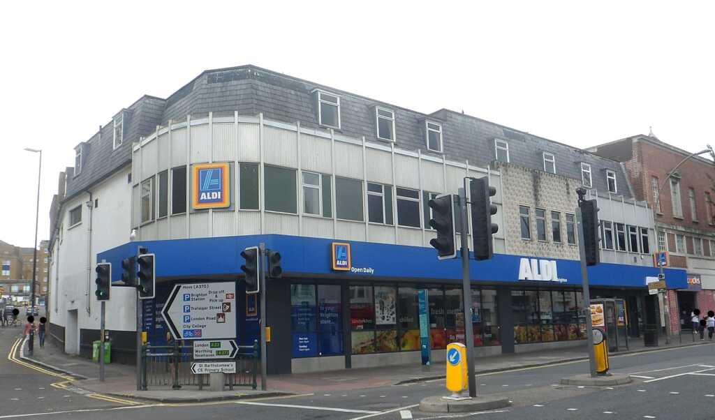 Aldi’s Generic Competitive Strategy & Growth Strategies - Panmore