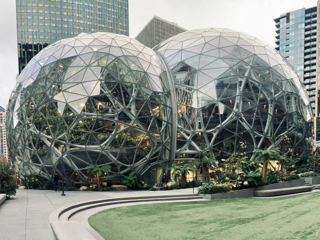 Amazon’s Mission Statement & Vision Statement (An Analysis) - Panmore